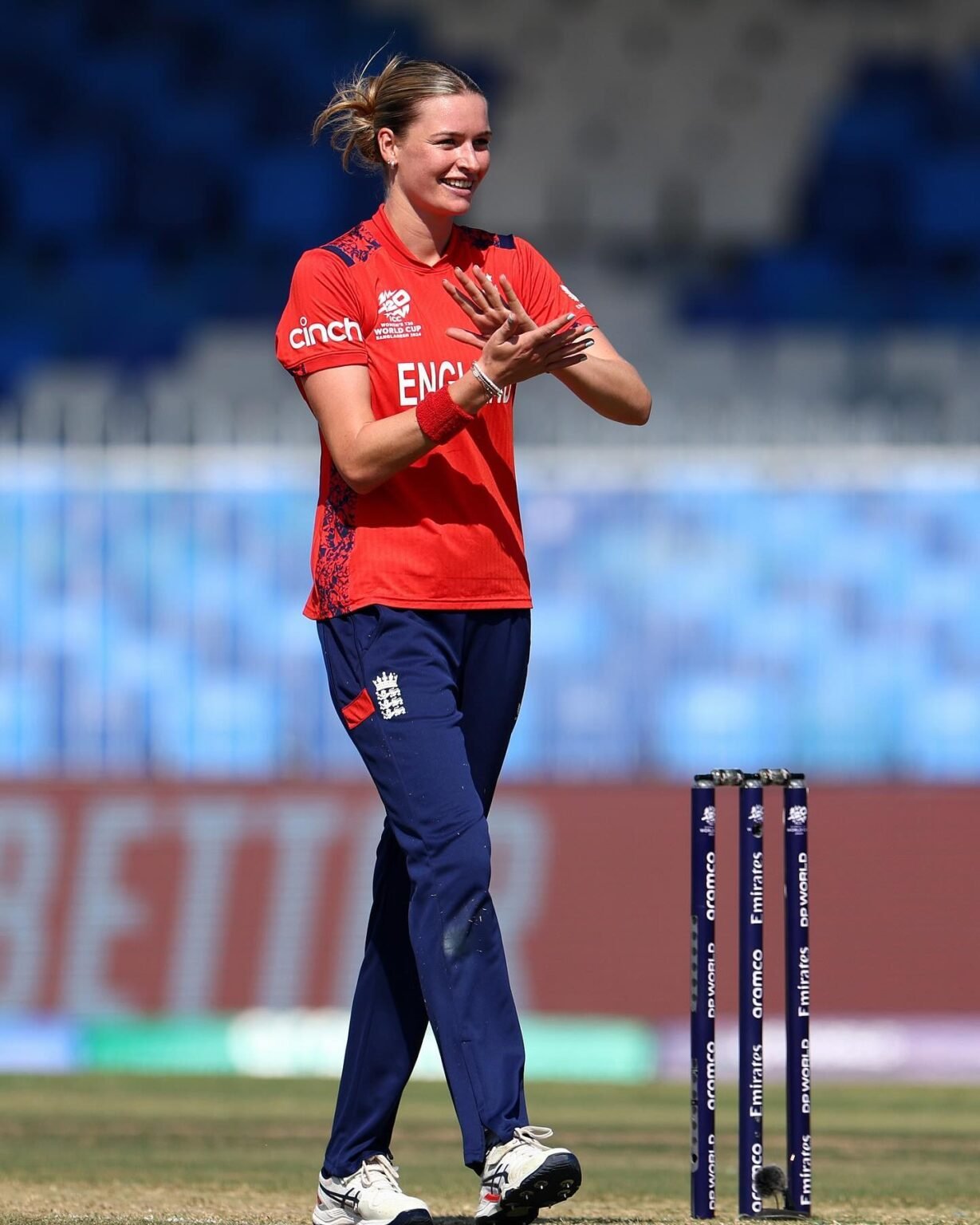 Lauren Bell: England’s Towering Fast-Bowling Sensation
