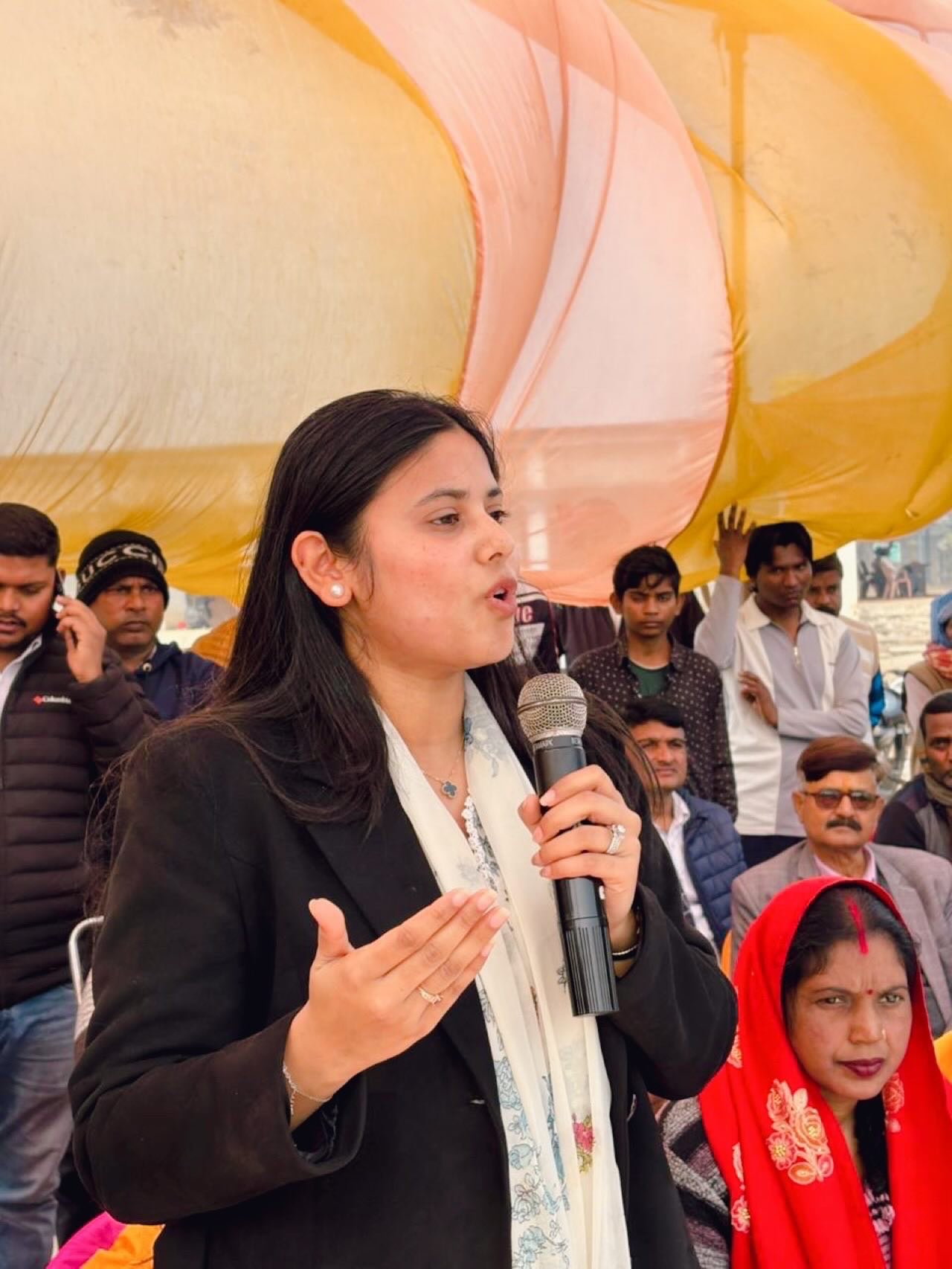Priya Saroj (MP & Rinku Singh Fiancee): Age, Caste, Education, Net ...